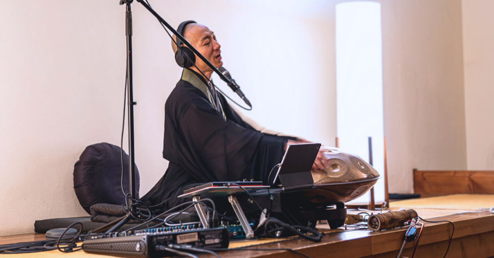 Yogetsu Akasaka Brings Beatbox and Breathwork to SFZC | Sangha News Journal